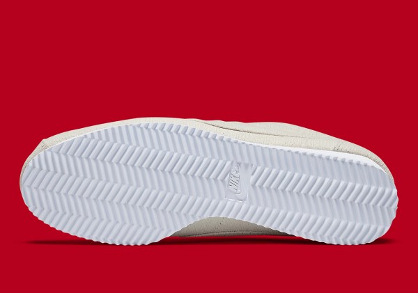 Stranger Things Nike Shoes Sail Deep Royal Blue | SneakerNews.com