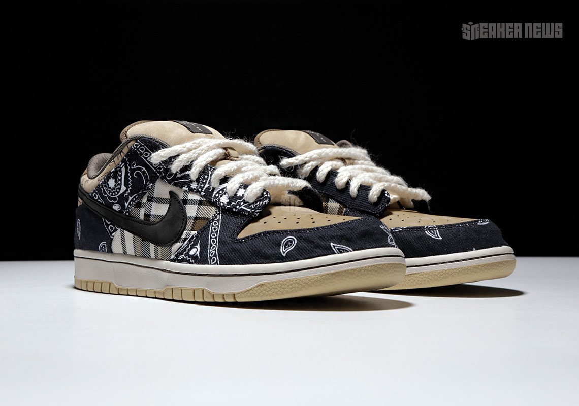 Travis Scott Nike Dunks - Photos + Release Date | SneakerNews.com