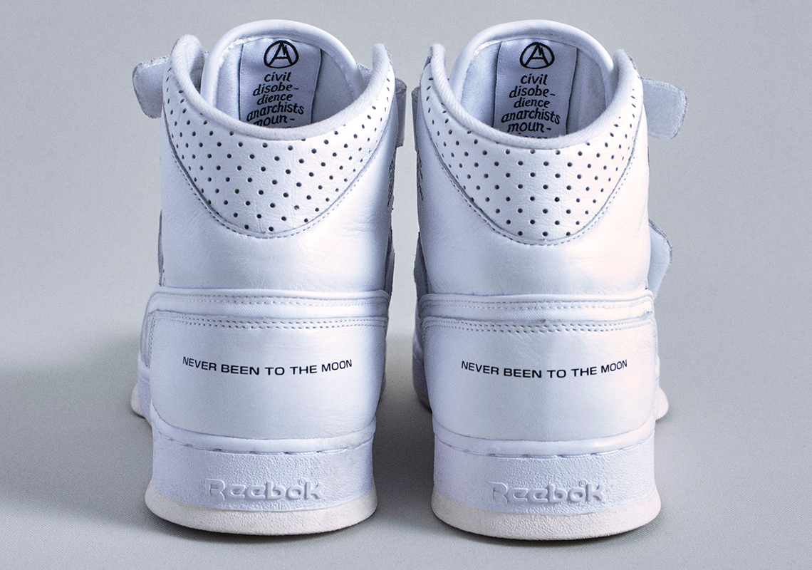 Mountain Research Reebok Alien Stomper FW7898 | SneakerNews.com