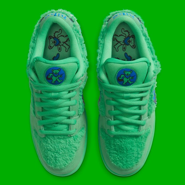 Grateful Dead Green Dunks Release Info CJ5378-300 | SneakerNews.com