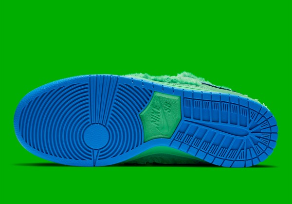 Grateful Dead Green Dunks Release Info CJ5378-300 | SneakerNews.com