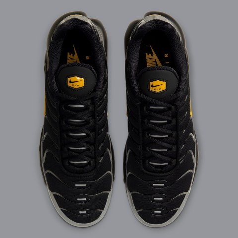 Nike Air Max Plus Batman DC0956-001 Release Info | SneakerNews.com