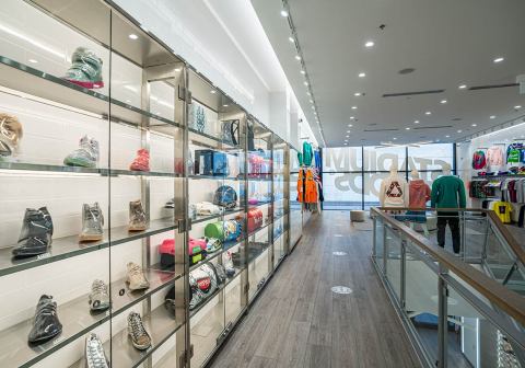 Stadium Goods Chicago Official Store Opening | SneakerNews.com