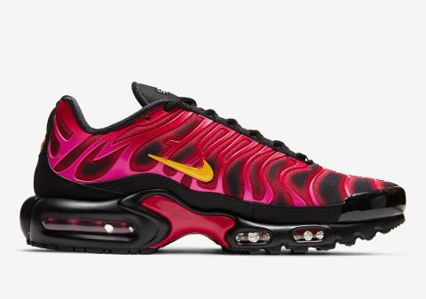 Supreme Nike Air Max Plus Release Date | SneakerNews.com