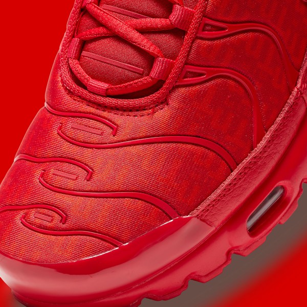 Nike Air Max Plus Tn Red DD9609-600 Release Date | SneakerNews.com