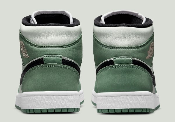 Air Jordan 1 Mid Dutch Green CZ0774-300 Release | SneakerNews.com