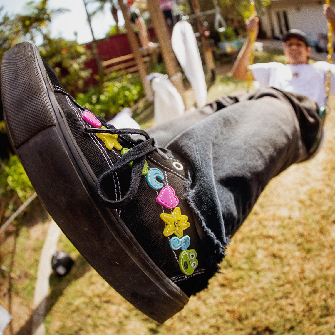 Frog Skateboards Vans Old Skool Slip-On Release Date | SneakerNews.com