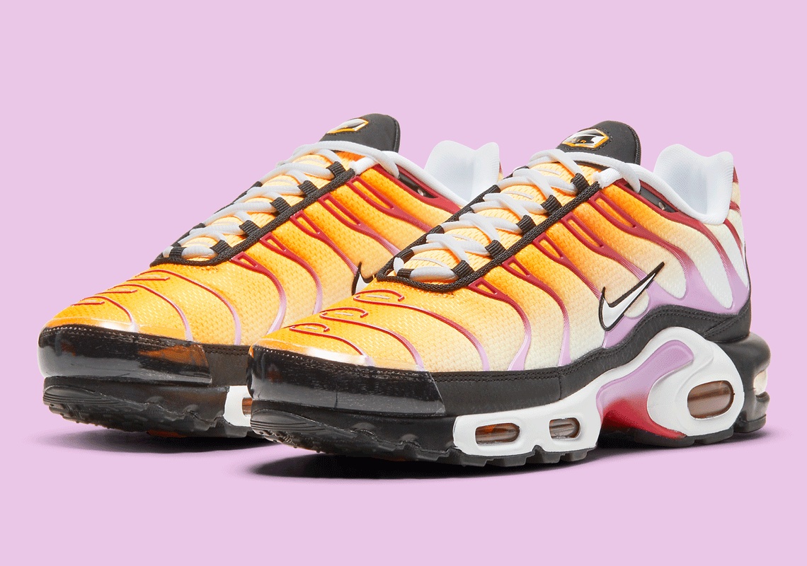 Nike Air Max Plus Orange Purple CZ1651-800 | SneakerNews.com