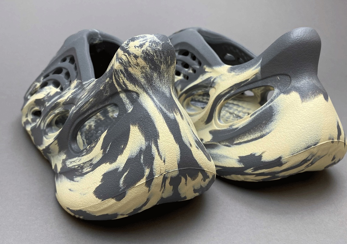 adidas Yeezy Foam Runner MXT Moon Grey GV7904 | SneakerNews.com