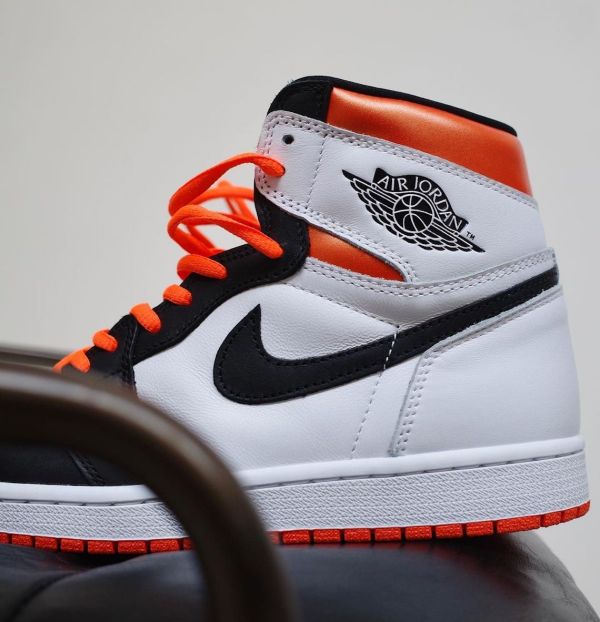 Air Jordan 1 Retro High Electro Orange 555088-180 | SneakerNews.com