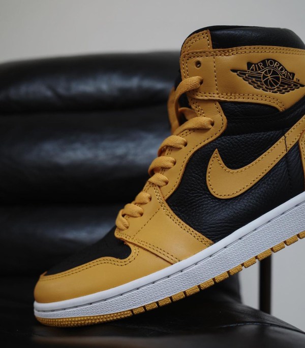 Air Jordan 1 Pollen 555088-701 Release Date | SneakerNews.com