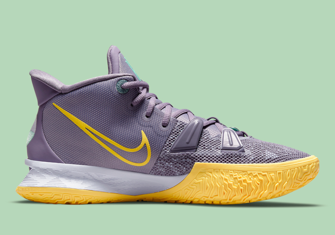 Nike Kyrie 7 GS Daybreak Citron Pulse CT4080-500 | SneakerNews.com