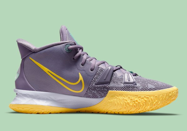 Nike Kyrie 7 GS Daybreak Citron Pulse CT4080-500 | SneakerNews.com