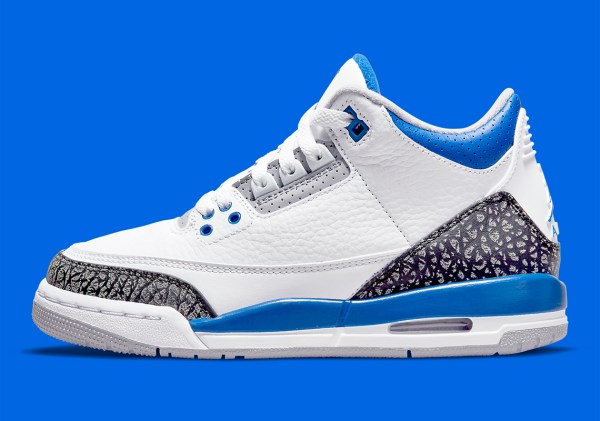 Air Jordan 3 GS Racer Blue 398614-145 | SneakerNews.com