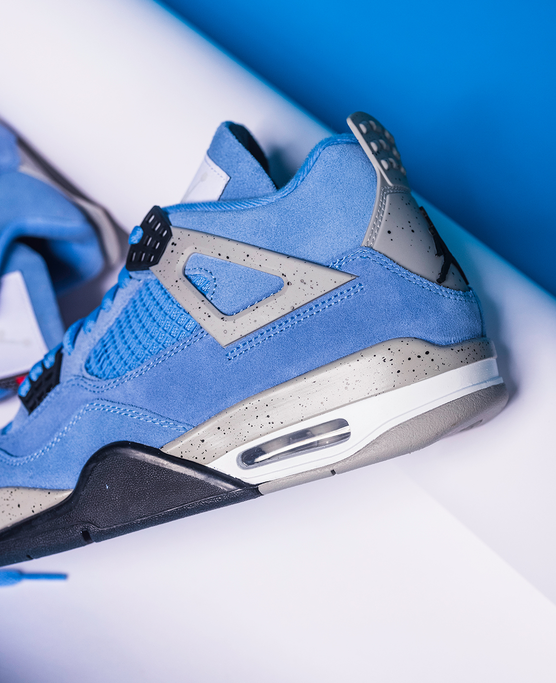 Air Jordan 4 University Blue CT8527-400 UNC | SneakerNews.com