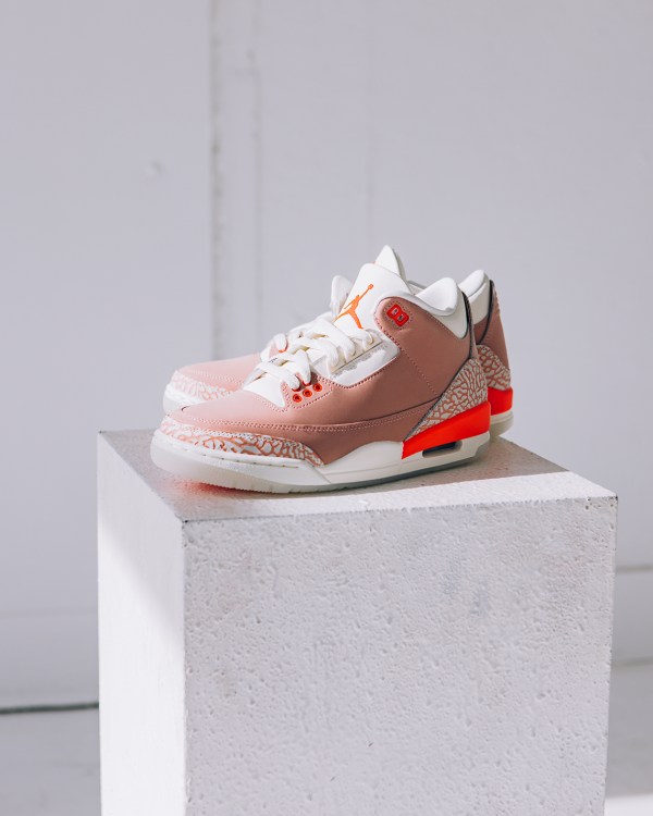 Air Jordan 3 Rust Pink WMNS CK9246-600 Release | SneakerNews.com