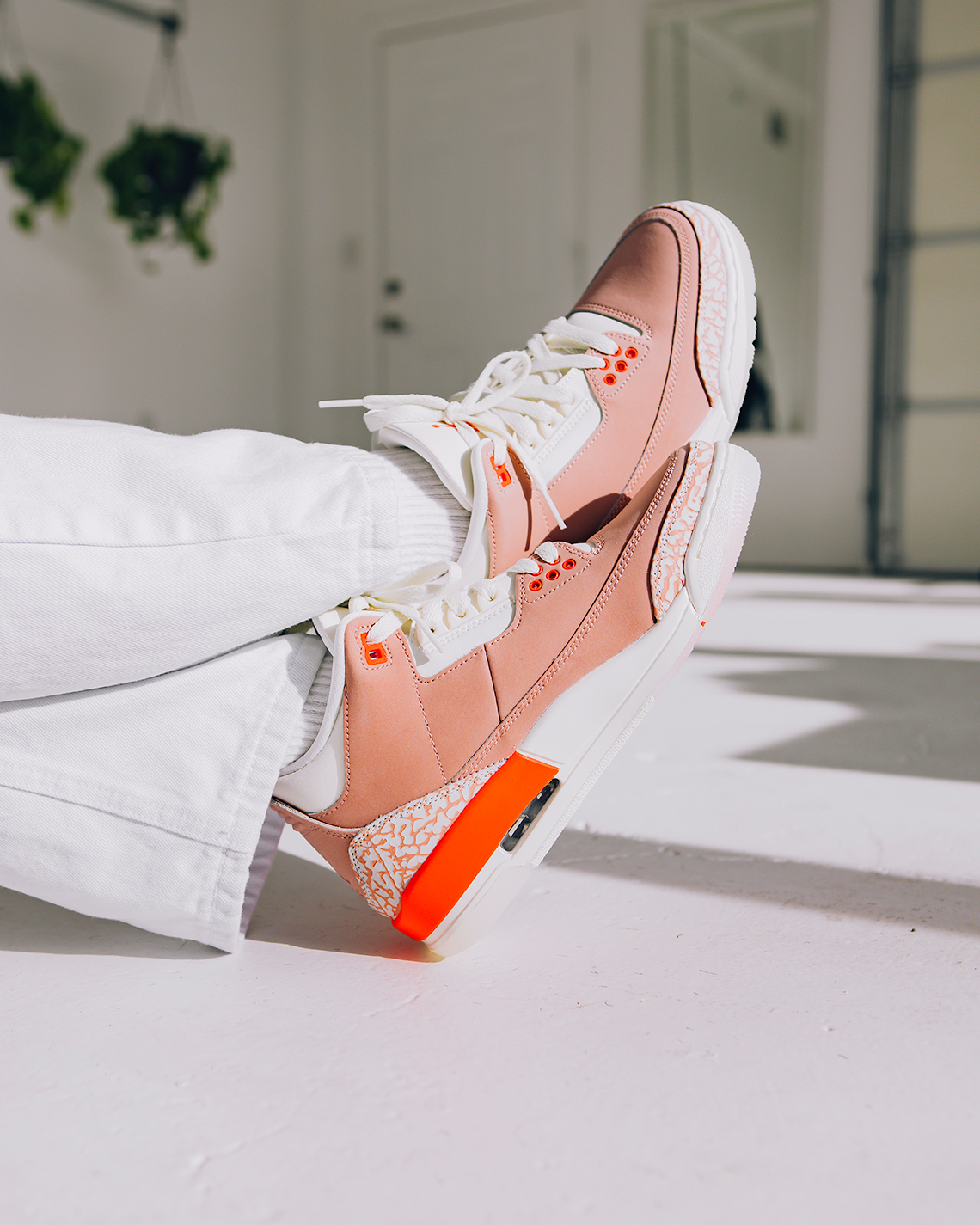 Air Jordan 3 Rust Pink WMNS CK9246-600 Release | SneakerNews.com