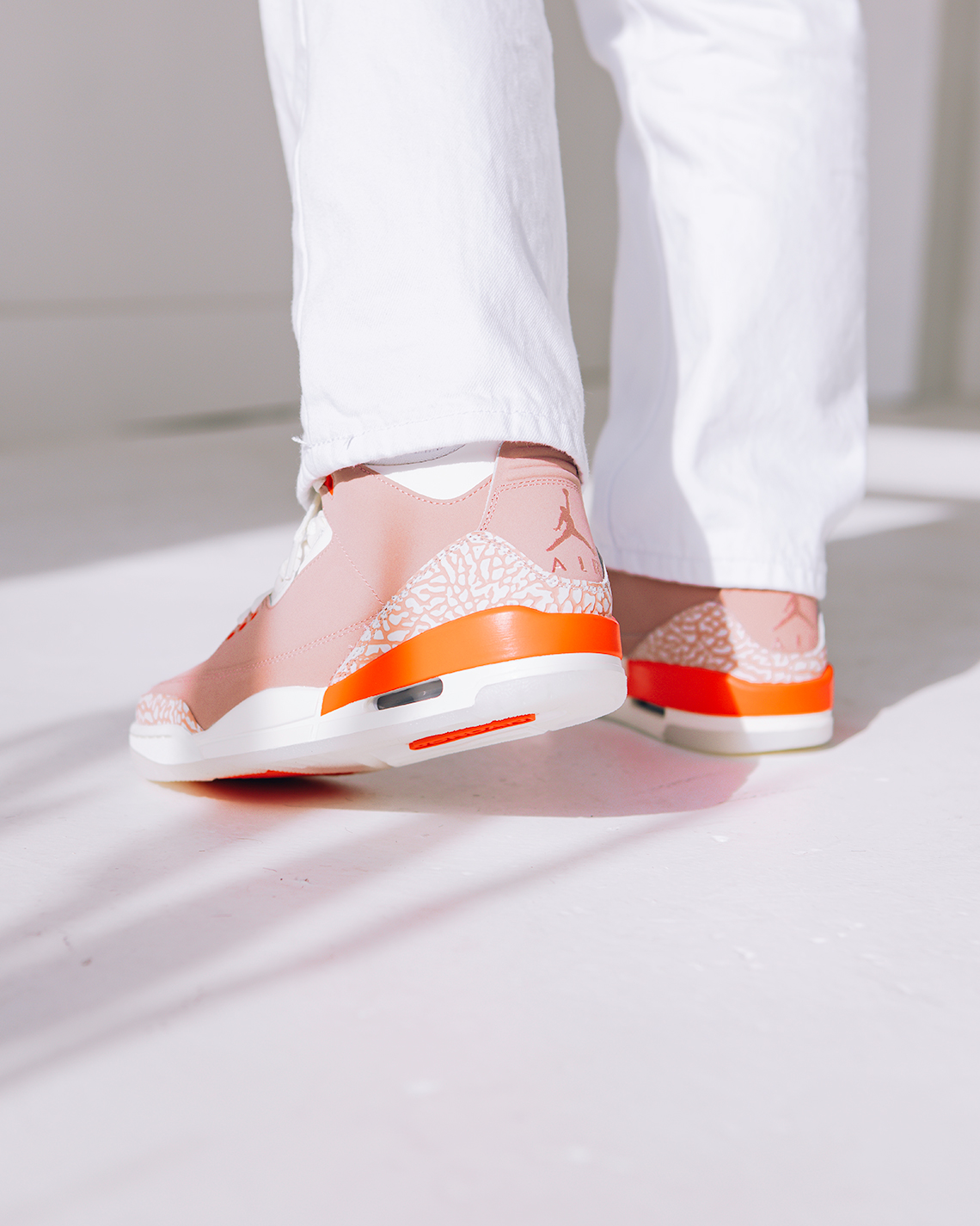Air Jordan 3 Rust Pink WMNS CK9246-600 Release | SneakerNews.com