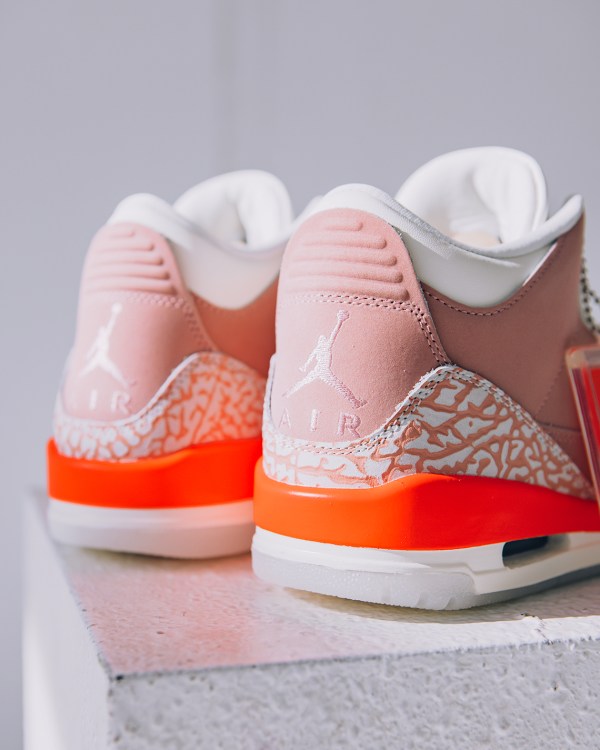 Air Jordan 3 Rust Pink WMNS CK9246-600 Release | SneakerNews.com