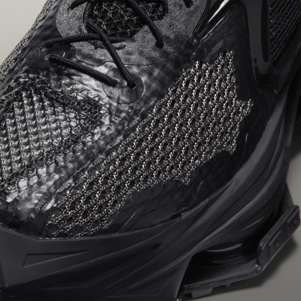 Matthew M. Williams Nike Zoom MMW DC7442-001| SneakerNews.com