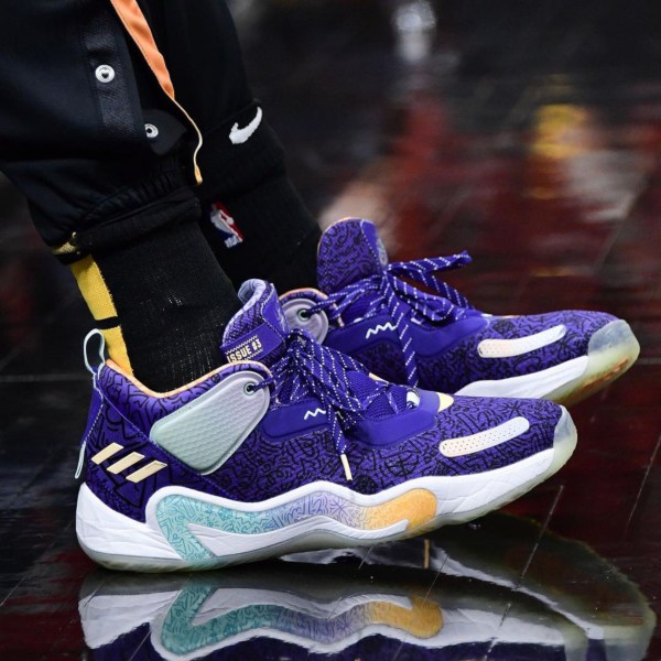 adidas D.O.N. Issue #3 Playoffs Sneakers Release | SneakerNews.com