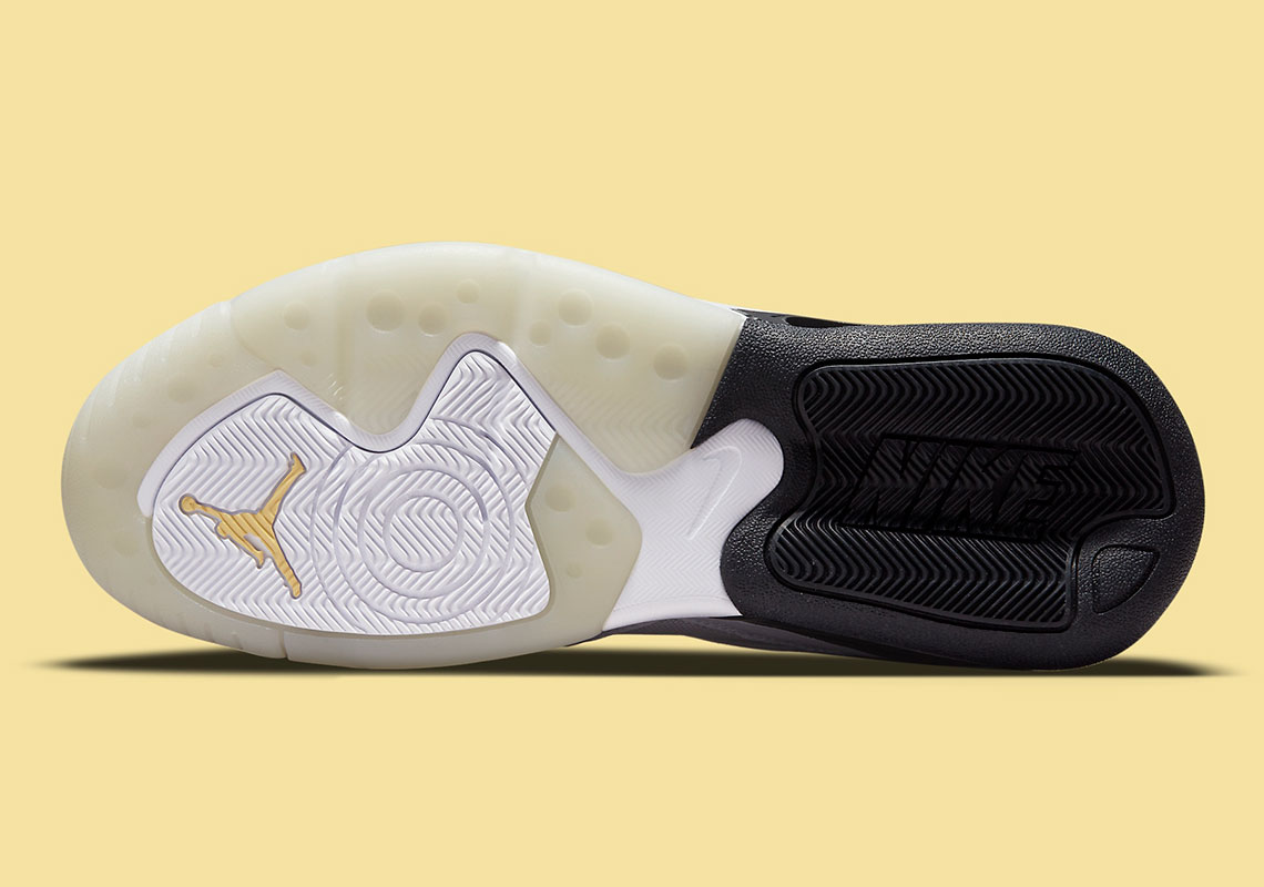 Jordan Point Lane White Lightning CZ4166-100 | SneakerNews.com