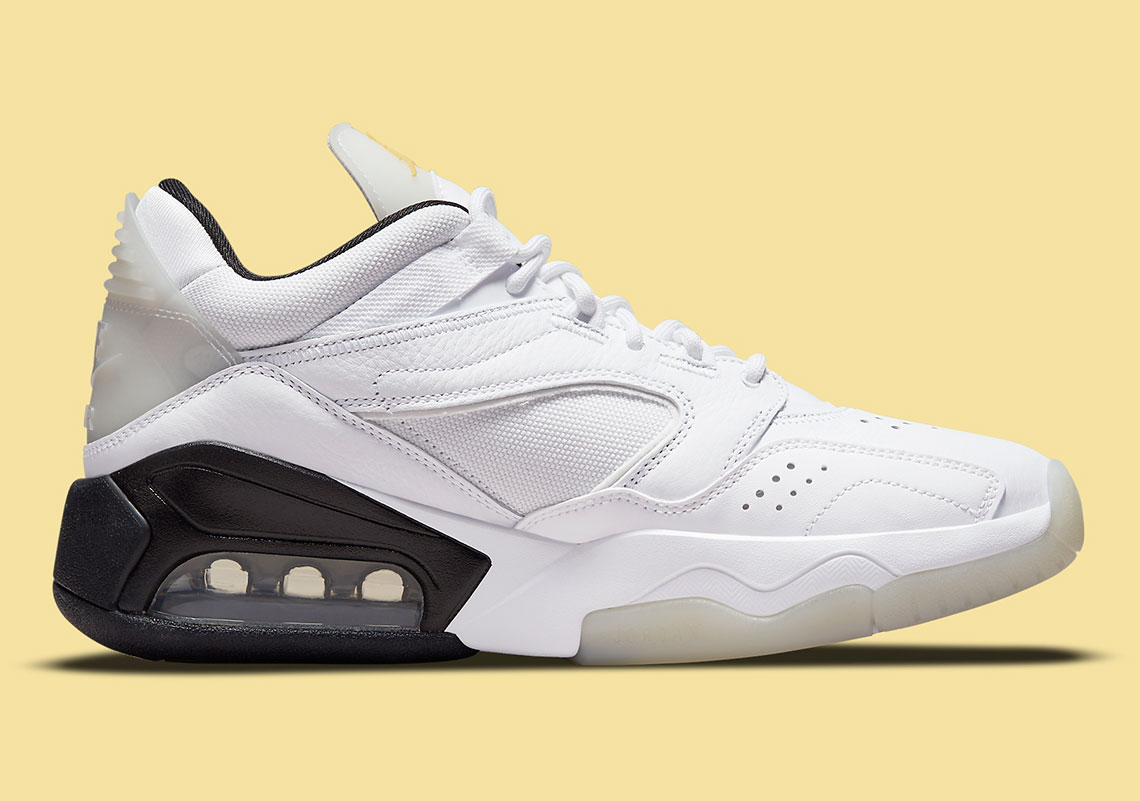 Jordan Point Lane White Lightning CZ4166-100 | SneakerNews.com