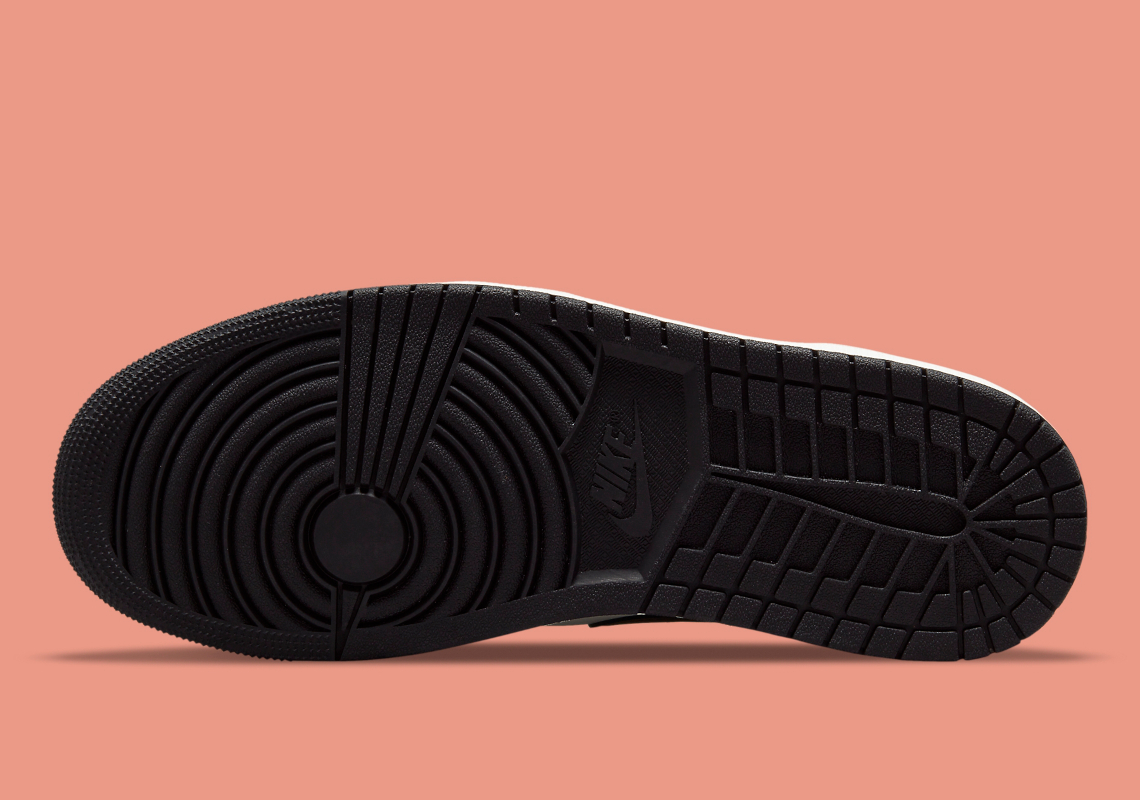 Air Jordan 1 Low Mocha DC6991-200 Release Date | SneakerNews.com