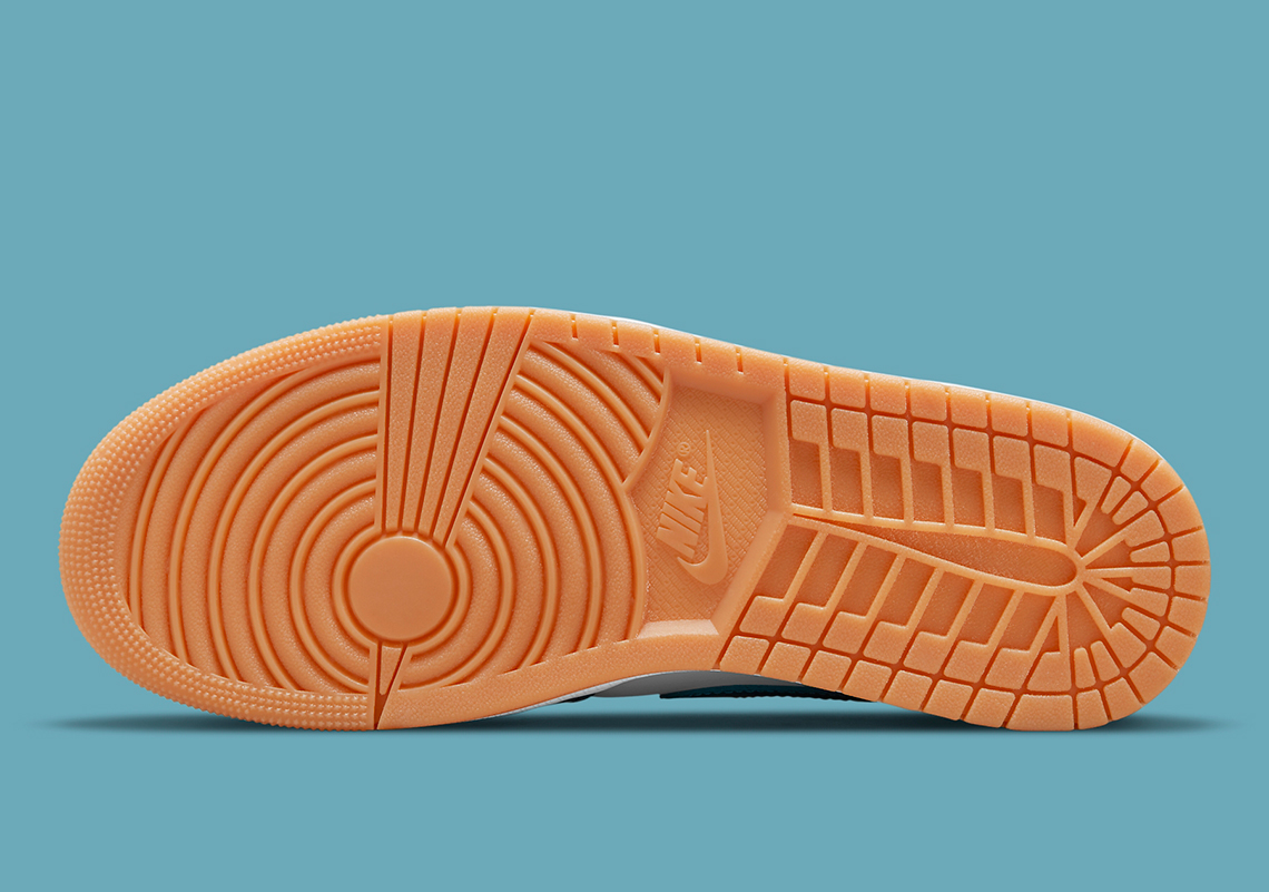 Air Jordan 1 Low Barcelona Print DC6991-400 | SneakerNews.com