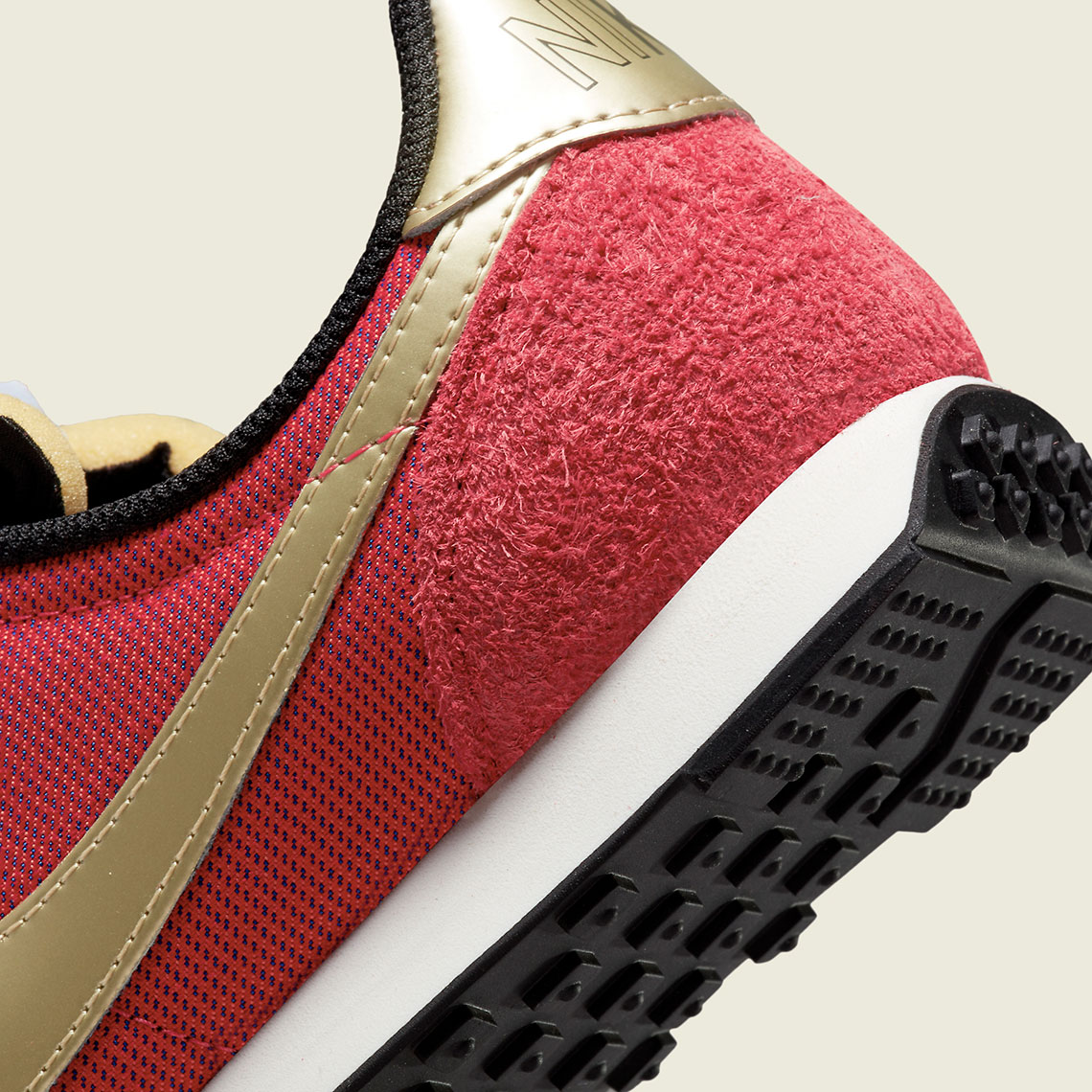 Nike Waffle Trainer 2 K2 Gym Red DC8865-600 | SneakerNews.com