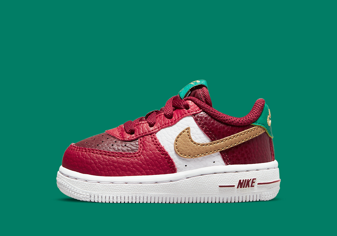 Nike Air Force 1 Christmas PS TD DQ4710-600 DQ4711-600 | SneakerNews.com