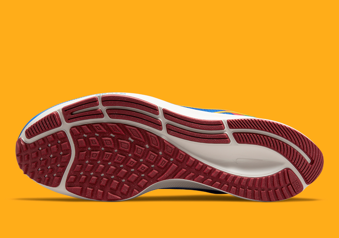 Jordan Moss Nike Air Zoom Pegasus 38 DO7763-400 | SneakerNews.com