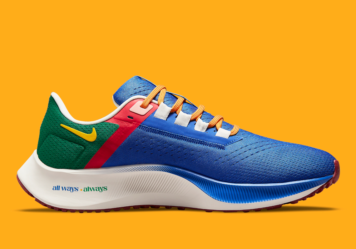 Jordan Moss Nike Air Zoom Pegasus 38 DO7763-400 | SneakerNews.com