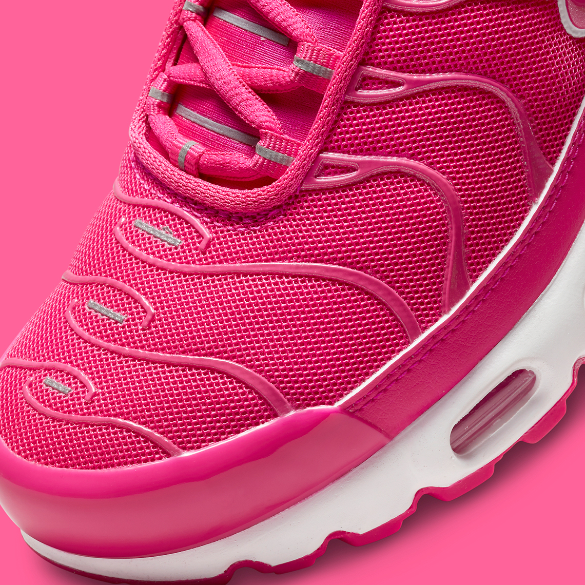 Nike Air Max Plus Pink DR9886-600 Release Info | SneakerNews.com