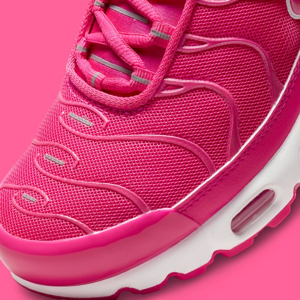 Nike Air Max Plus Pink DR9886-600 Release Info | SneakerNews.com