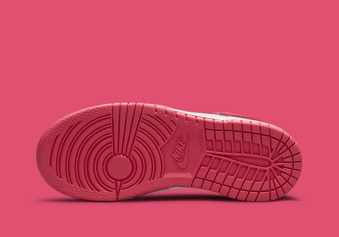 Nike Dunk Low Gypsy Rose Release Date | SneakerNews.com