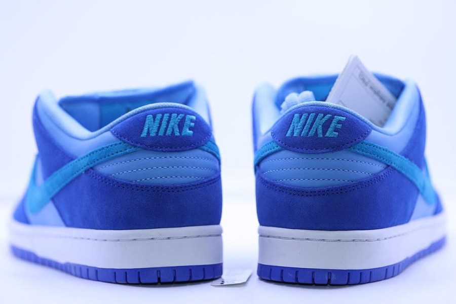 Nike SB Dunk Low "Blueberry" 2022 Release Info | SneakerNews.com