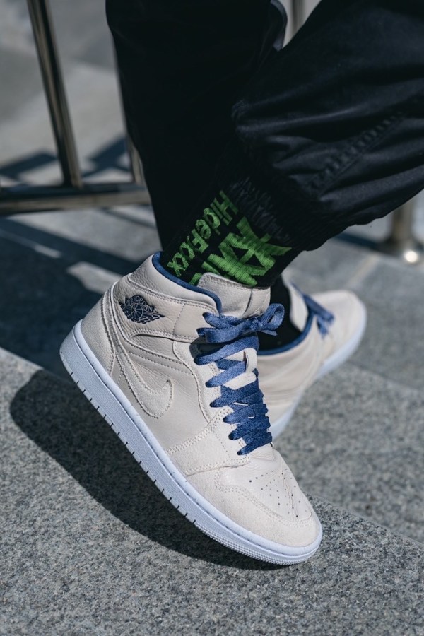Air Jordan 1 Mid "Coconut Milk/Indigo" DM1199-140 | SneakerNews.com