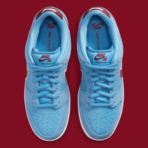 Nike SB Dunk Low "Phillies" DQ4040-400 Release Date | SneakerNews.com