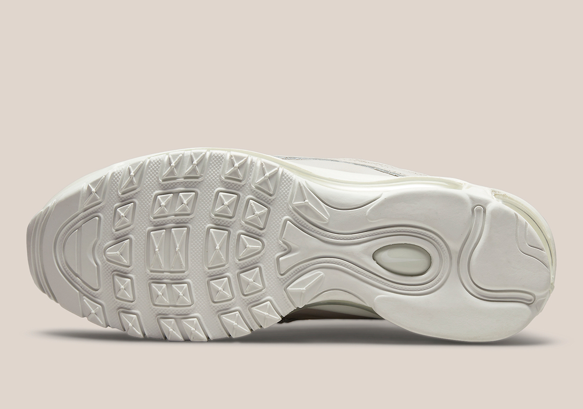 Nike Air Max 97 Tan White DJ9978-001 | SneakerNews.com