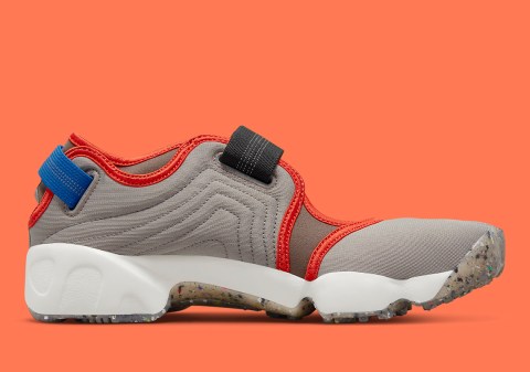 Nike Air Rift DV0782-001 Release Info | SneakerNews.com