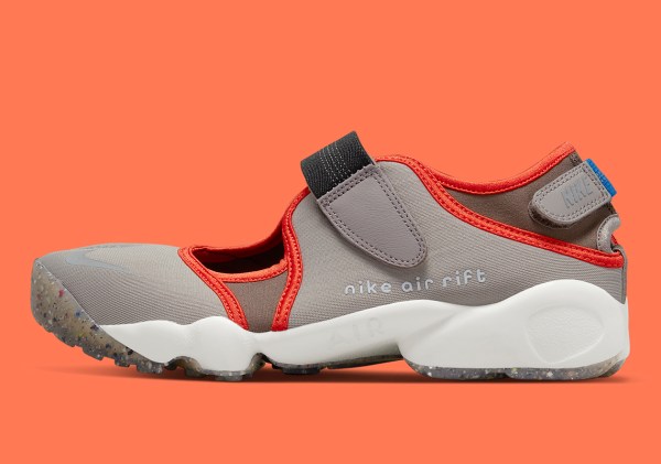 Nike Air Rift DV0782-001 Release Info | SneakerNews.com