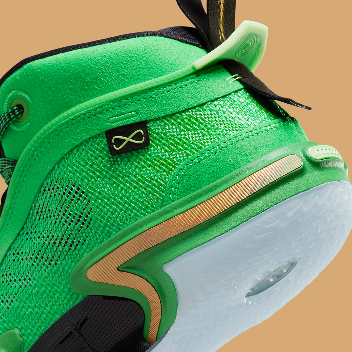 Air Jordan 36 "Green/Gold" CZ2650-300 | SneakerNews.com