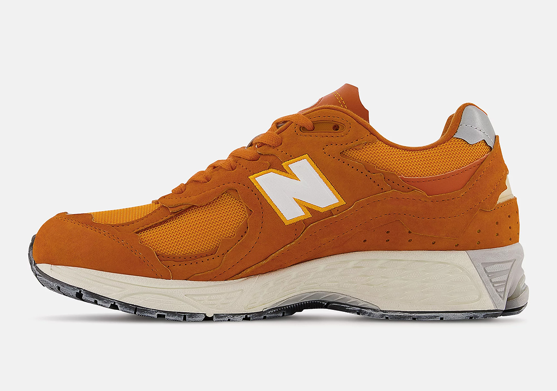 New Balance 2002R "Vintage Orange" (Protection Pack) M2002RDE ...