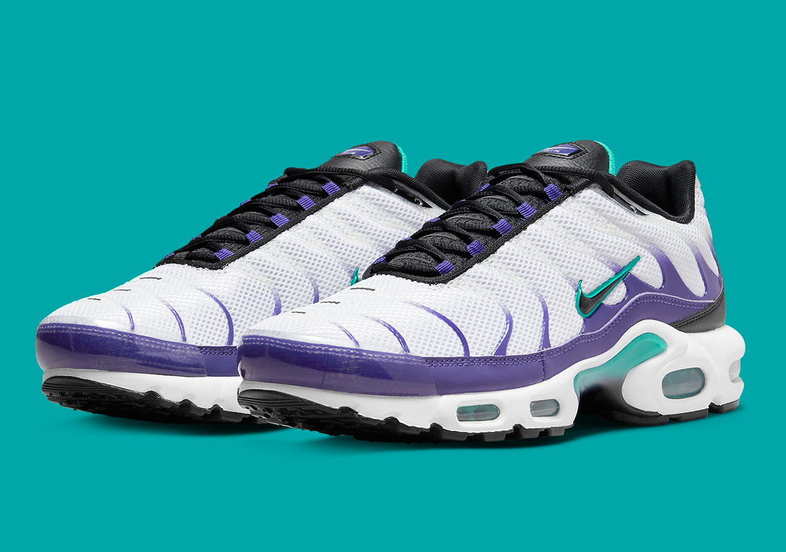 Nike Air Max Plus "Grape" DM0032-100 | SneakerNews.com