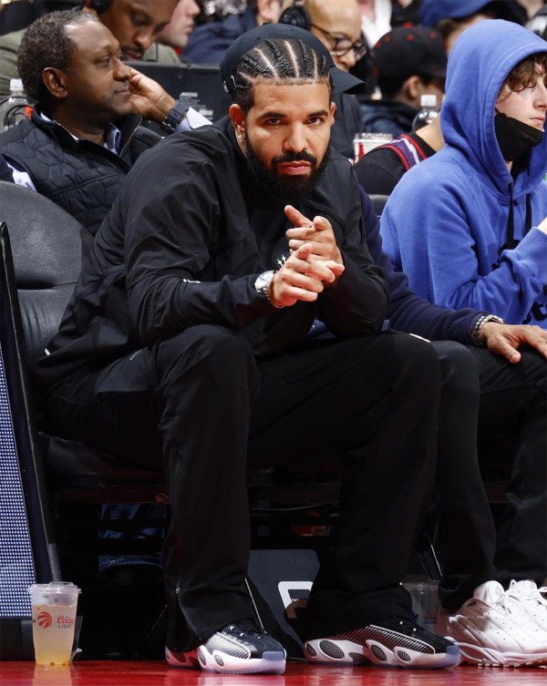 Drake Spotted In Unnamed Nike Shoe Inspired By Zoom Flight 95 ...