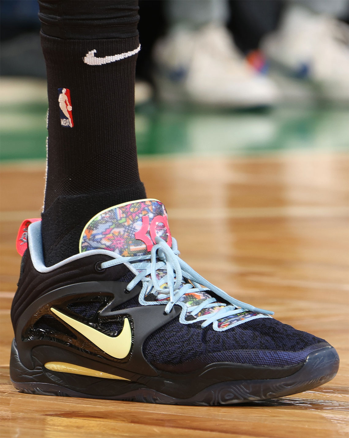 The Nike KD 15 Is Partly Inspired By The Jet Flight From 2001 ...