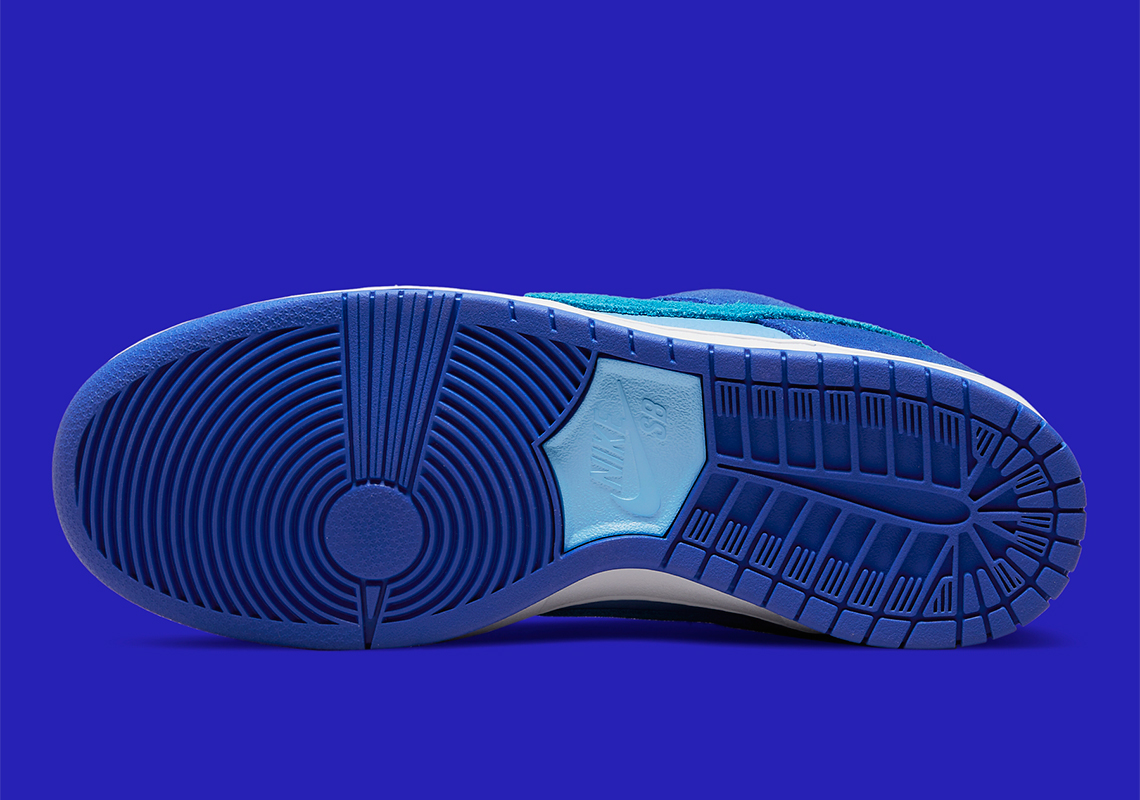 Nike SB Dunk Low "Blue Raspberry" DM0807-400 | SneakerNews.com