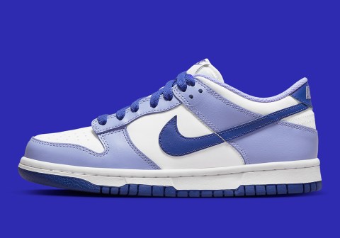 Nike Dunk Low GS "Blueberry" DZ4456-100 | SneakerNews.com