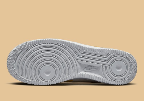 Nike Air Force 1 82 DX6065-171 | SneakerNews.com